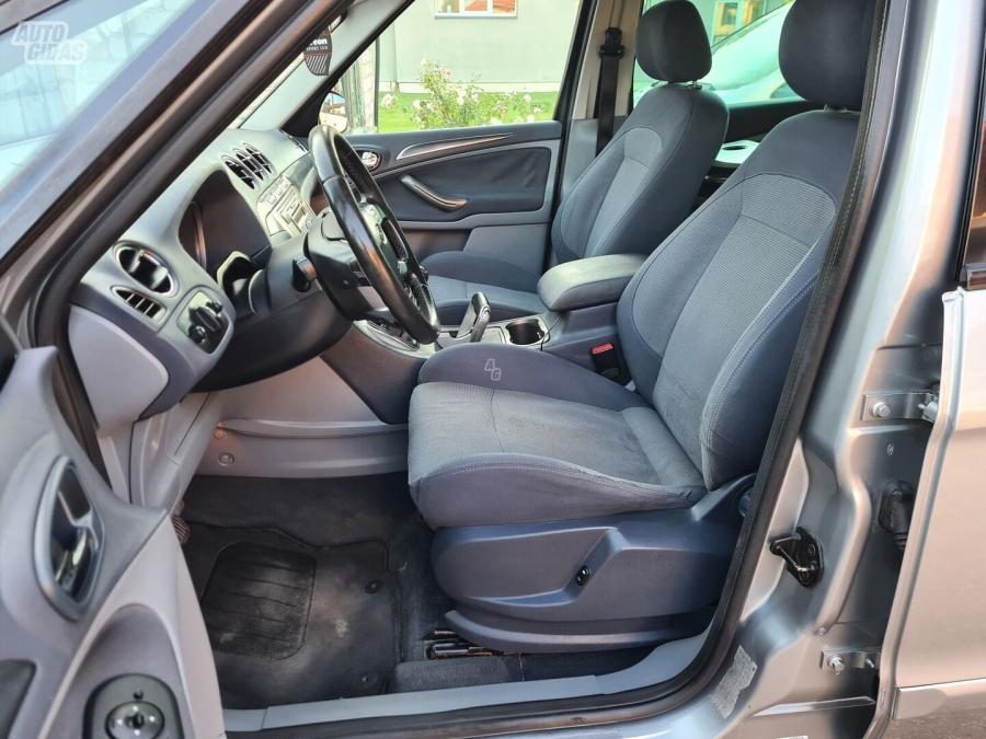 Grey Ford S-Max 2006 in Klaipeda, with an engine capacity of 1.80 L and mileage of 260 thousand km for 2499 €, photo 10 on AUTOMOTO.COM.LV