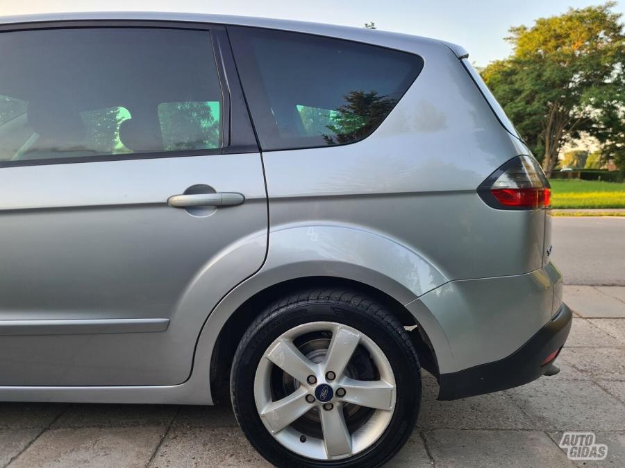 Grey Ford S-Max 2006 in Klaipeda, with an engine capacity of 1.80 L and mileage of 260 thousand km for 2499 €, photo 31 on AUTOMOTO.COM.LV