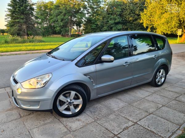 Grey Ford S-Max 2006 in Silute, with an engine capacity of 1.80 L and mileage of 260 thousand km for 2499 €, photo 5 on AUTOMOTO.COM.LV