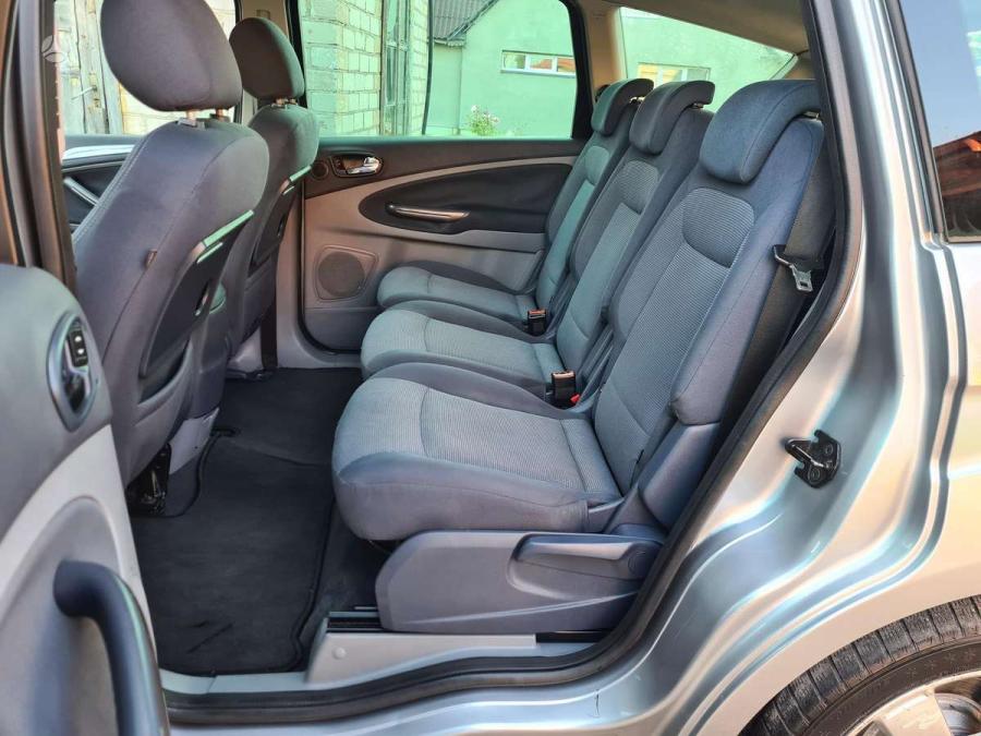 Grey Ford S-Max 2006 in Klaipeda, with an engine capacity of 1.75 L and mileage of 260 thousand km for 2499 €, photo 15 on AUTOMOTO.COM.LV