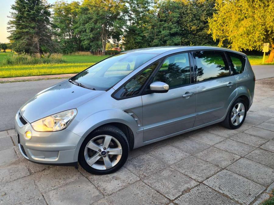 Grey Ford S-Max 2006 in Klaipeda, with an engine capacity of 1.75 L and mileage of 260 thousand km for 2499 €, photo 7 on AUTOMOTO.COM.LV