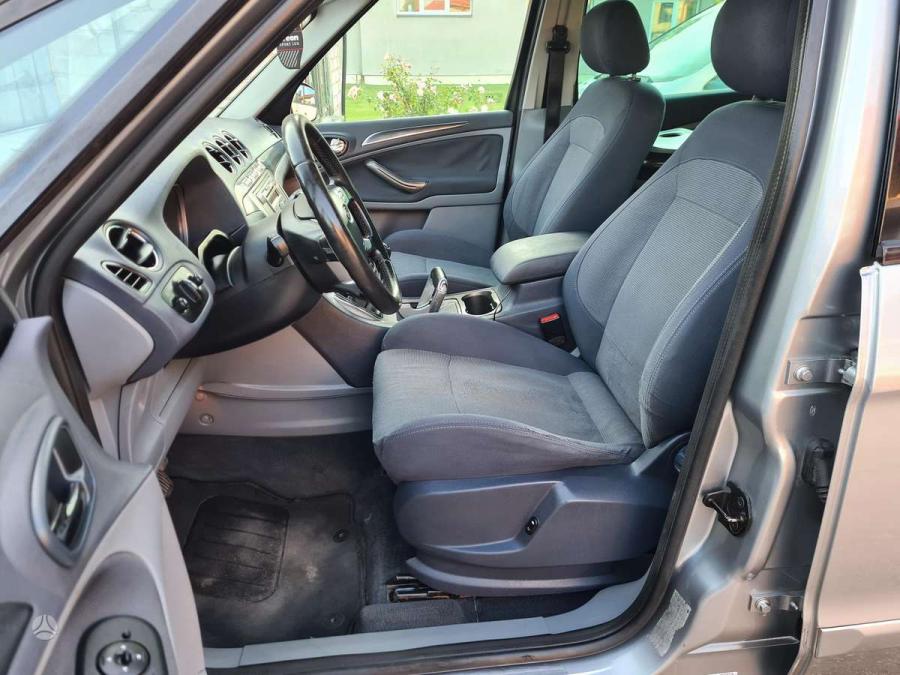 Grey Ford S-Max 2006 in Klaipeda, with an engine capacity of 1.75 L and mileage of 260 thousand km for 2499 €, photo 10 on AUTOMOTO.COM.LV