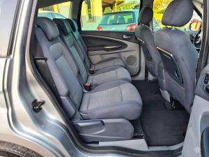 Grey Ford S-Max 2006 in Klaipeda, with an engine capacity of 1.75 L and mileage of 260 thousand km for 2499 €, photo 18 on AUTOMOTO.COM.LV