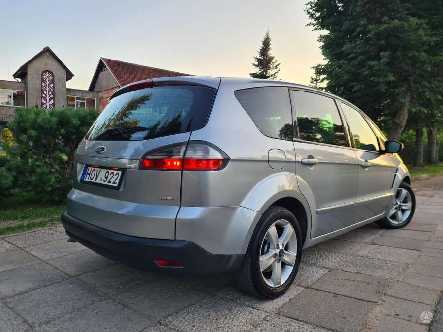 Grey Ford S-Max 2006 in Klaipeda, with an engine capacity of 1.75 L and mileage of 260 thousand km for 2499 €, photo 87 on AUTOMOTO.COM.LV