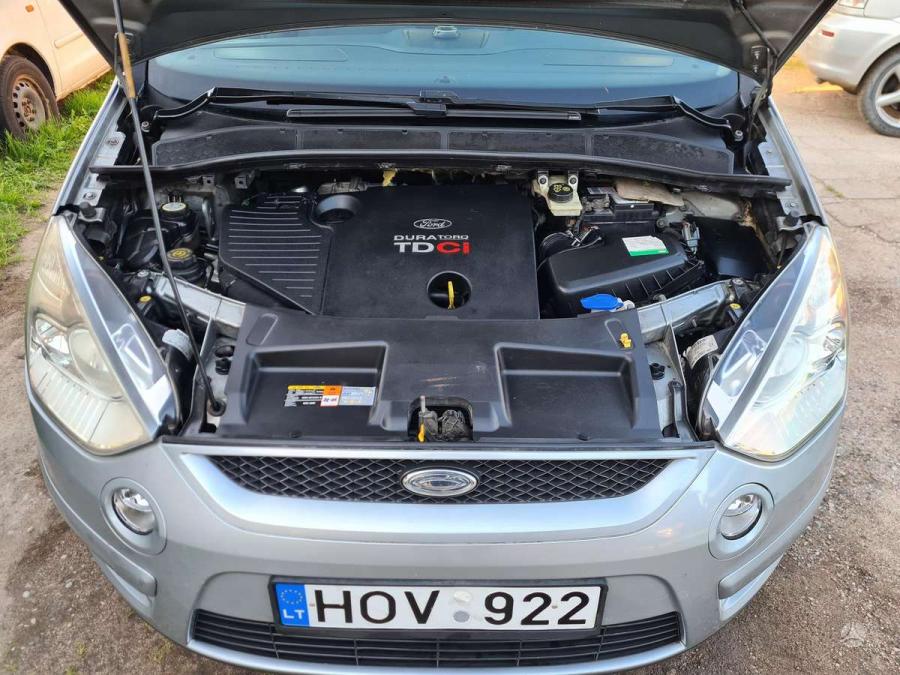 Grey Ford S-Max 2006 in Klaipeda, with an engine capacity of 1.75 L and mileage of 260 thousand km for 2499 €, photo 51 on AUTOMOTO.COM.LV