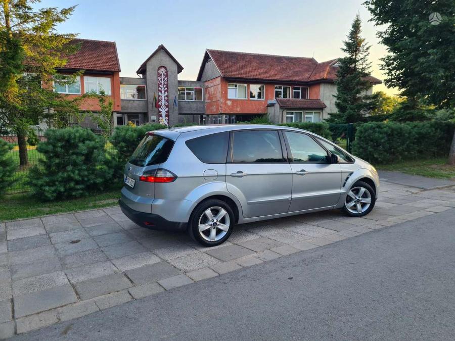 Grey Ford S-Max 2006 in Klaipeda, with an engine capacity of 1.75 L and mileage of 260 thousand km for 2499 €, photo 84 on AUTOMOTO.COM.LV