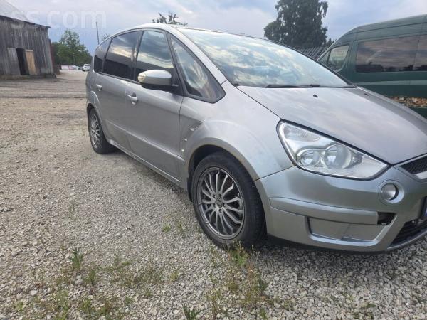Pelēks Ford S-Max 2006 Valka, ar dzinēja tilpumu 2.00 L un nobraukumu 600 tūkst. km par 600 €, foto 2 vietnē AUTOMOTO.COM.LV