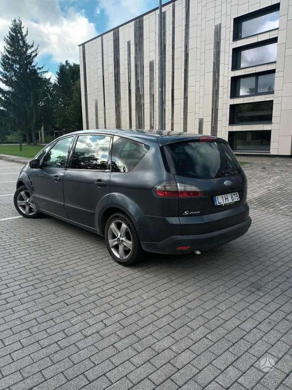 Pelēks Ford S-Max 2006 Tauragė, ar dzinēja tilpumu 1.75 L un nobraukumu 0 tūkst. km par 1800 €, foto 2 vietnē AUTOMOTO.COM.LV