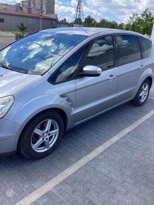 Grey Ford S-Max 2006 in Kaunas, with an engine capacity of 2.00 L and mileage of 420 thousand km for 1800 €, photo 5 on AUTOMOTO.COM.LV