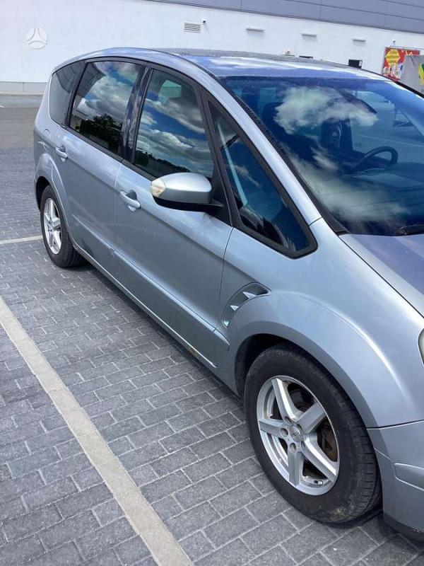 Pelēks Ford S-Max 2006 Kauņa, ar dzinēja tilpumu 2.00 L un nobraukumu 420 tūkst. km par 1800 €, foto 8 vietnē AUTOMOTO.COM.LV