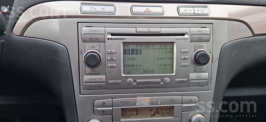 Grey Ford S-Max 2006 in Daugavpils, with an engine capacity of 1.80 L and mileage of 290 thousand km for 1950 €, photo 20 on AUTOMOTO.COM.LV