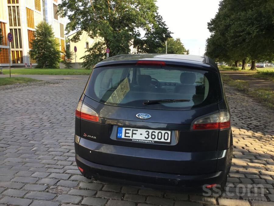 Pelēks Ford S-Max 2006 Rīga, ar dzinēja tilpumu 2.00 L un nobraukumu 234 tūkst. km par 700 €, foto 3 vietnē AUTOMOTO.COM.LV
