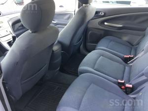 Pelēks Ford S-Max 2006 Rīga, ar dzinēja tilpumu 2.00 L un nobraukumu 234 tūkst. km par 700 €, foto 5 vietnē AUTOMOTO.COM.LV