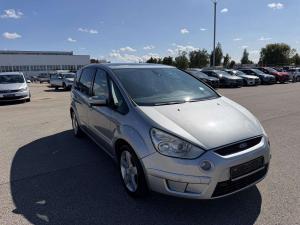 Grey Ford S-Max 2006 in Marijampole, with an engine capacity of 2.00 L and mileage of 296 thousand km for 2350 €, photo 4 on AUTOMOTO.COM.LV