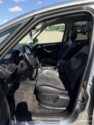 Grey Ford S-Max 2006 in Marijampole, with an engine capacity of 2.00 L and mileage of 296 thousand km for 2350 €, photo 9 on AUTOMOTO.COM.LV