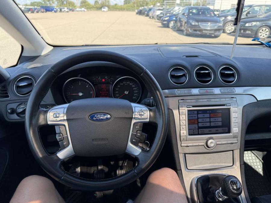 Grey Ford S-Max 2006 in Marijampole, with an engine capacity of 2.00 L and mileage of 296 thousand km for 2350 €, photo 10 on AUTOMOTO.COM.LV