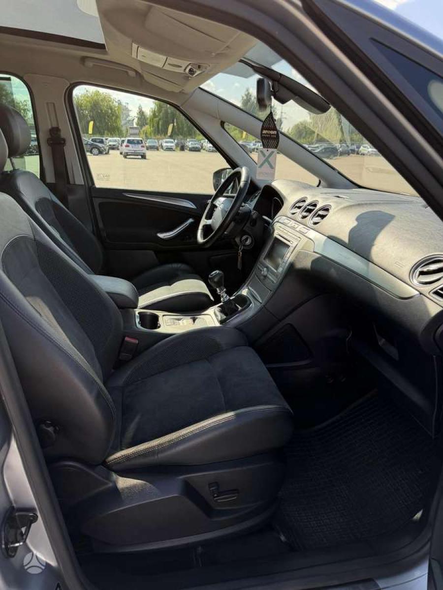 Grey Ford S-Max 2006 in Marijampole, with an engine capacity of 2.00 L and mileage of 296 thousand km for 2350 €, photo 16 on AUTOMOTO.COM.LV