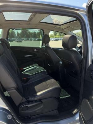 Grey Ford S-Max 2006 in Marijampole, with an engine capacity of 2.00 L and mileage of 296 thousand km for 2350 €, photo 18 on AUTOMOTO.COM.LV