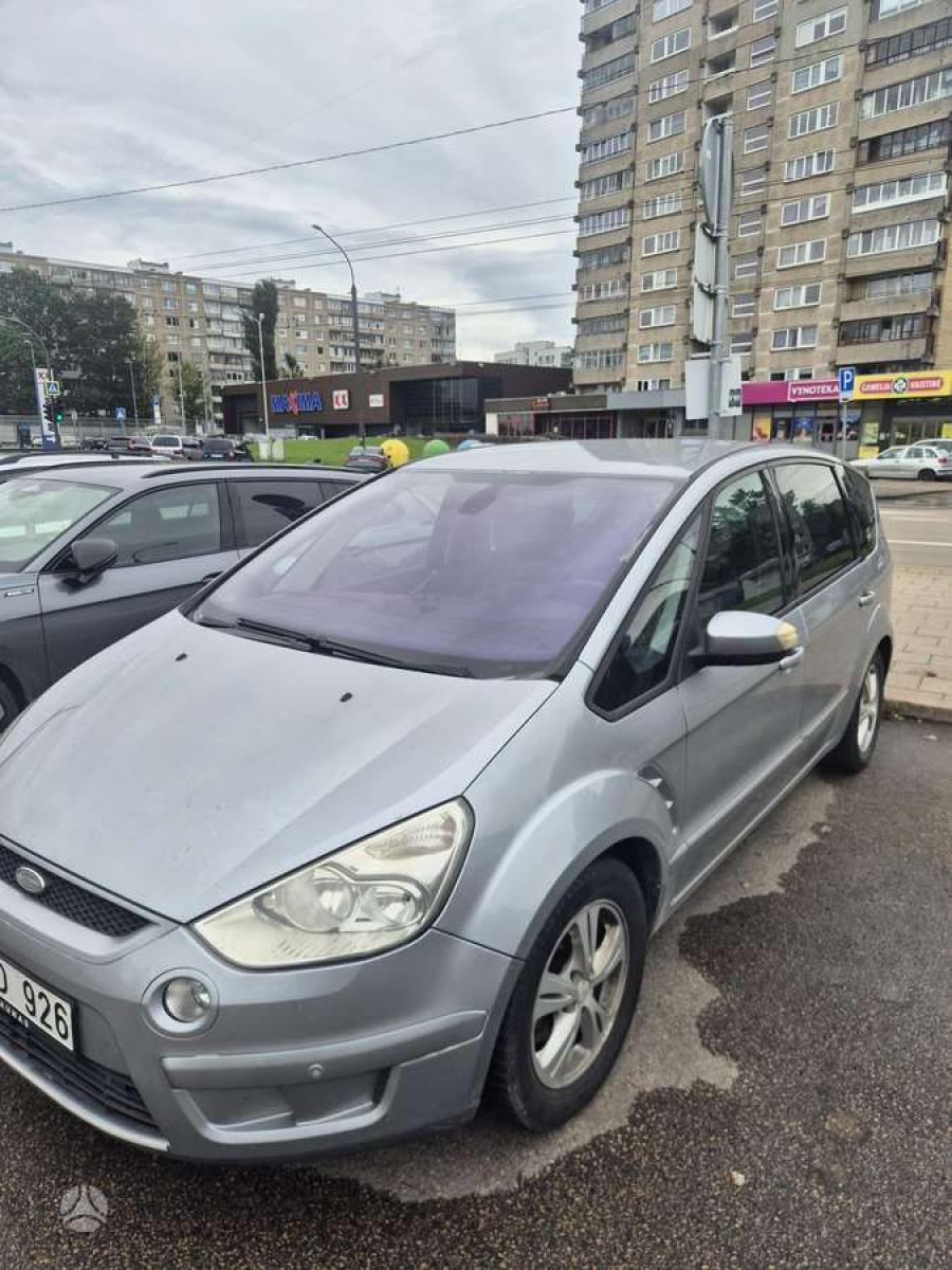 Pelēks Ford S-Max 2006 Kauņa, ar dzinēja tilpumu 2.00 L un nobraukumu 283 tūkst. km par 2400 €, foto 3 vietnē AUTOMOTO.COM.LV