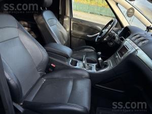 Grey Ford S-Max 2006 in Riga, with an engine capacity of 2.00 L and mileage of 254 thousand km for 1690 €, photo 9 on AUTOMOTO.COM.LV