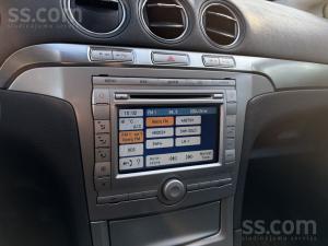 Grey Ford S-Max 2006 in Riga, with an engine capacity of 2.00 L and mileage of 254 thousand km for 1690 €, photo 11 on AUTOMOTO.COM.LV