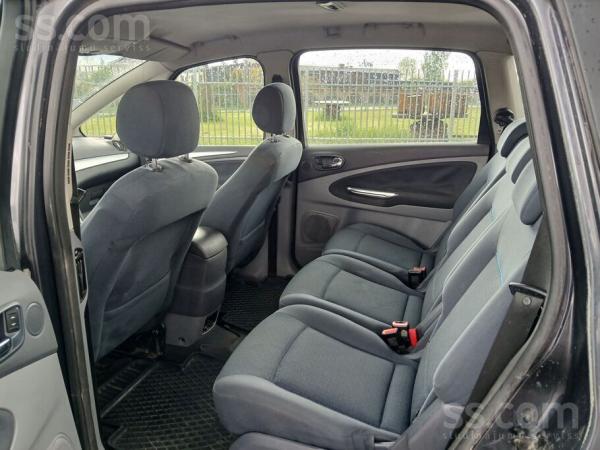 Grey Ford S-Max 2007 in Bauska, with an engine capacity of 2.00 L and mileage of 488 thousand km for 1790 €, photo 10 on AUTOMOTO.COM.LV