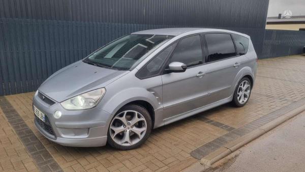 Grey Ford S-Max 2007 in Taurage, with an engine capacity of 2.00 L and mileage of 277 thousand km for 3400 €, photo 1 on AUTOMOTO.COM.LV