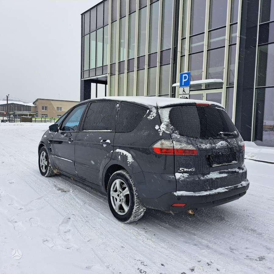 Pelēks Ford S-Max 2007 Viļņa, ar dzinēja tilpumu 2.00 L un nobraukumu 285 tūkst. km par 3250 €, foto 5 vietnē AUTOMOTO.COM.LV