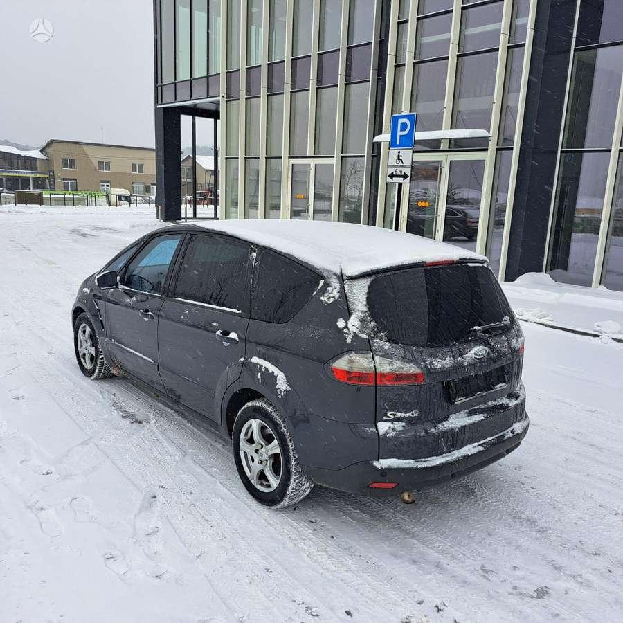 Pelēks Ford S-Max 2007 Viļņa, ar dzinēja tilpumu 2.00 L un nobraukumu 285 tūkst. km par 3250 €, foto 6 vietnē AUTOMOTO.COM.LV