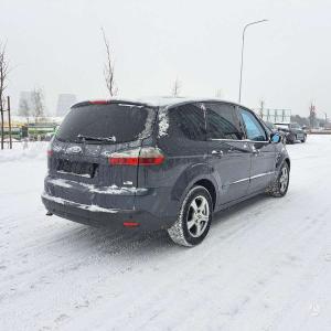 Pelēks Ford S-Max 2007 Viļņa, ar dzinēja tilpumu 2.00 L un nobraukumu 285 tūkst. km par 3250 €, foto 8 vietnē AUTOMOTO.COM.LV
