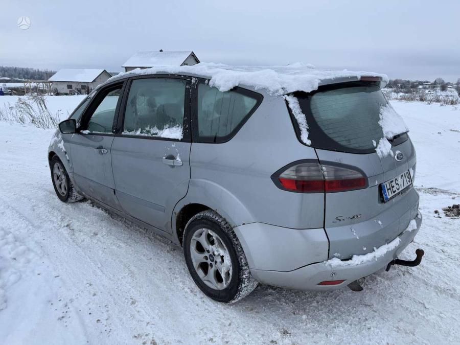 Grey Ford S-Max 2007 in Vilnius, with an engine capacity of 1.75 L and mileage of 450 thousand km for 650 €, photo 4 on AUTOMOTO.COM.LV