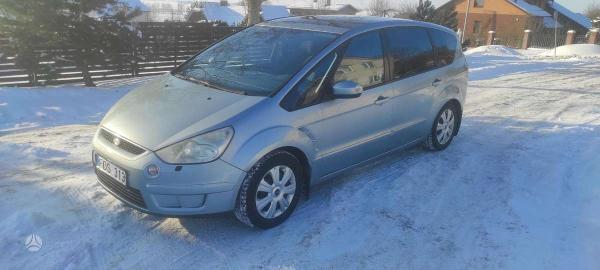 Grey Ford S-Max 2007 in Vilnius, with an engine capacity of 2.00 L and mileage of 305 thousand km for 1950 €, photo 1 on AUTOMOTO.COM.LV