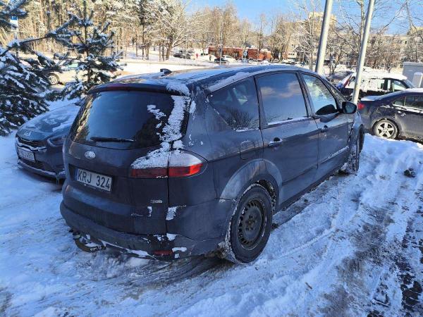 Pelēks Ford S-Max 2007 Viļņa, ar dzinēja tilpumu 2.00 L un nobraukumu 300 tūkst. km par 999 €, foto 1 vietnē AUTOMOTO.COM.LV