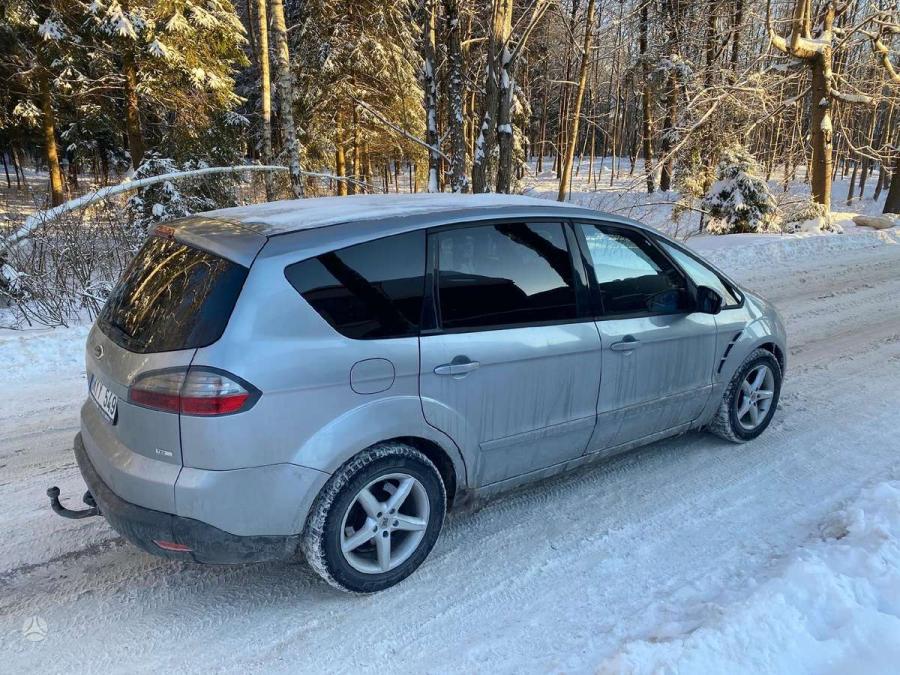 Pelēks Ford S-Max 2007 Klaipėda, ar dzinēja tilpumu 2.00 L un nobraukumu 307 tūkst. km par 2050 €, foto 3 vietnē AUTOMOTO.COM.LV