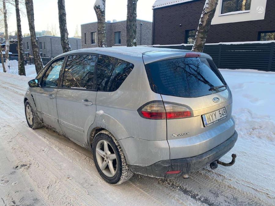 Pelēks Ford S-Max 2007 Klaipėda, ar dzinēja tilpumu 2.00 L un nobraukumu 307 tūkst. km par 2050 €, foto 8 vietnē AUTOMOTO.COM.LV