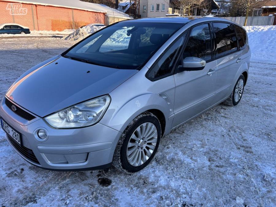 Grey Ford S-Max 2007 in Kaunas, with an engine capacity of 2.00 L and mileage of 319 thousand km for 3000 €, photo 3 on AUTOMOTO.COM.LV