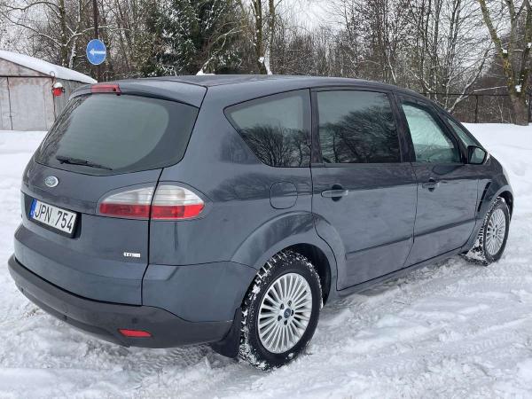 Pelēks Ford S-Max 2007 Šauļi, ar dzinēja tilpumu 1.75 L un nobraukumu 299 tūkst. km par 2499 €, foto 4 vietnē AUTOMOTO.COM.LV