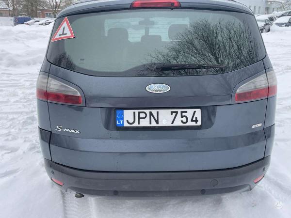 Pelēks Ford S-Max 2007 Šauļi, ar dzinēja tilpumu 1.75 L un nobraukumu 299 tūkst. km par 2499 €, foto 9 vietnē AUTOMOTO.COM.LV