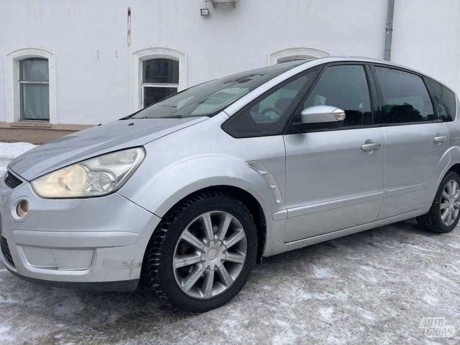 Grey Ford S-Max 2007 in Vilnius, with an engine capacity of 1.80 L and mileage of 280 thousand km for 2250 €, photo 5 on AUTOMOTO.COM.LV