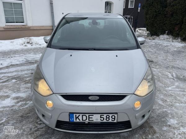 Grey Ford S-Max 2007 in Vilnius, with an engine capacity of 1.80 L and mileage of 280 thousand km for 2250 €, photo 7 on AUTOMOTO.COM.LV