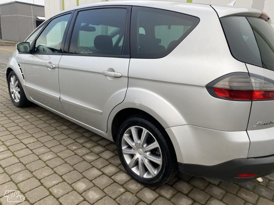 Grey Ford S-Max 2007 in Vilnius, with an engine capacity of 1.80 L and mileage of 280 thousand km for 2200 €, photo 3 on AUTOMOTO.COM.LV