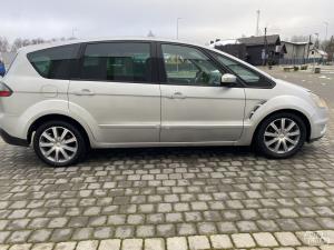 Grey Ford S-Max 2007 in Vilnius, with an engine capacity of 1.80 L and mileage of 280 thousand km for 2200 €, photo 11 on AUTOMOTO.COM.LV
