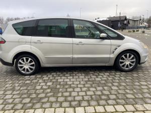 Grey Ford S-Max 2007 in Vilnius, with an engine capacity of 1.80 L and mileage of 280 thousand km for 1500 €, photo 10 on AUTOMOTO.COM.LV