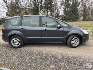 Pelēks Ford S-Max 2007 Alīta, ar dzinēja tilpumu 1.80 L un nobraukumu 300 tūkst. km par 2100 €, foto 9 vietnē AUTOMOTO.COM.LV