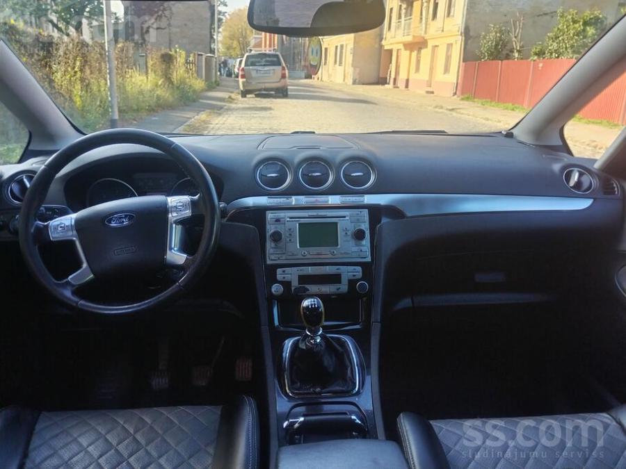 Pelēks Ford S-Max 2007 Rīga, ar dzinēja tilpumu 2.00 L un nobraukumu 0 tūkst. km par 2100 €, foto 10 vietnē AUTOMOTO.COM.LV