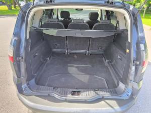 Grey Ford S-Max 2007 in Kaunas, with an engine capacity of 2.00 L and mileage of 290 thousand km for 2200 €, photo 13 on AUTOMOTO.COM.LV