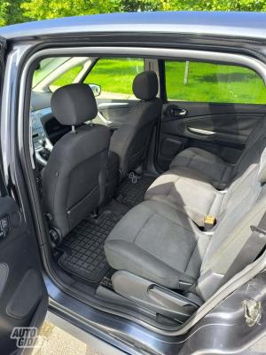 Grey Ford S-Max 2007 in Kaunas, with an engine capacity of 2.00 L and mileage of 290 thousand km for 2200 €, photo 14 on AUTOMOTO.COM.LV