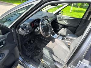 Grey Ford S-Max 2007 in Kaunas, with an engine capacity of 2.00 L and mileage of 290 thousand km for 2200 €, photo 15 on AUTOMOTO.COM.LV