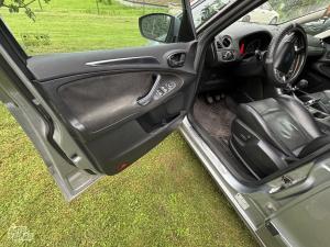 Pelēks Ford S-Max 2007 Jonava, ar dzinēja tilpumu 1.80 L un nobraukumu 4 tūkst. km par 2300 €, foto 9 vietnē AUTOMOTO.COM.LV