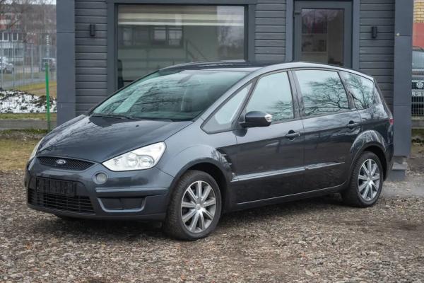 Pelēks Ford S-Max 2007 Liepāja, ar dzinēja tilpumu 2.00 L un nobraukumu 275 tūkst. km par 3400 €, foto 1 vietnē AUTOMOTO.COM.LV